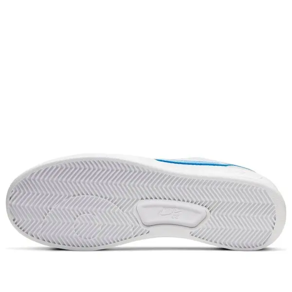 Nike Adversary Sb Sneakers - White/blue