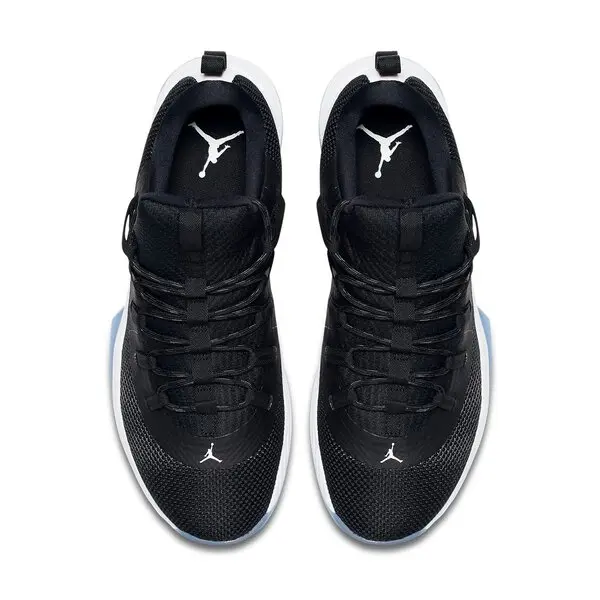 JORDAN Ultra.fly 2 Low Basketball Sneakers