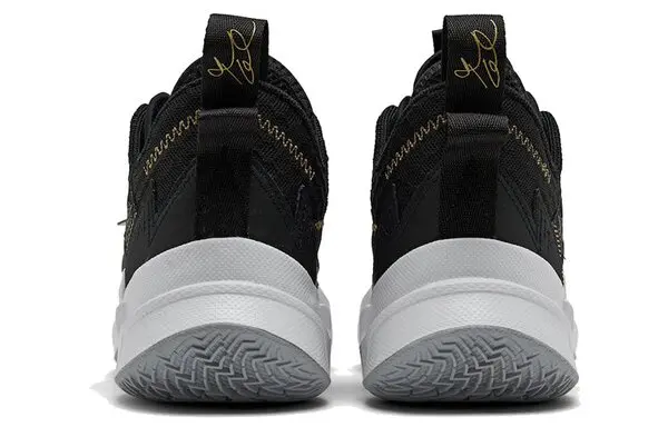 JORDAN Why Not Zer0.3 "the Family" Athletic Sneakers - Black