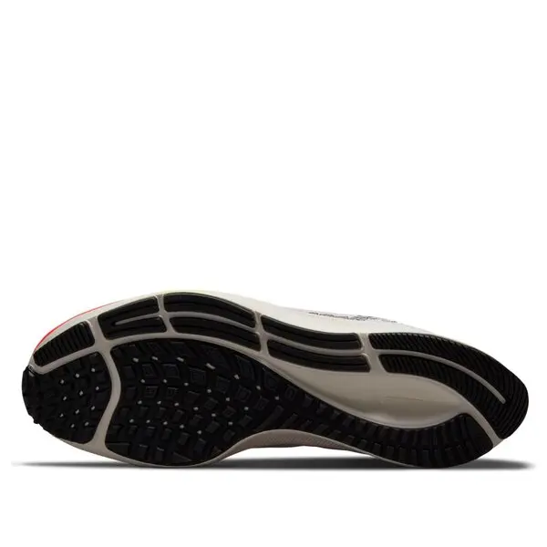 Nike Zoom Pegasus 38 'rawdacious' Sneakers