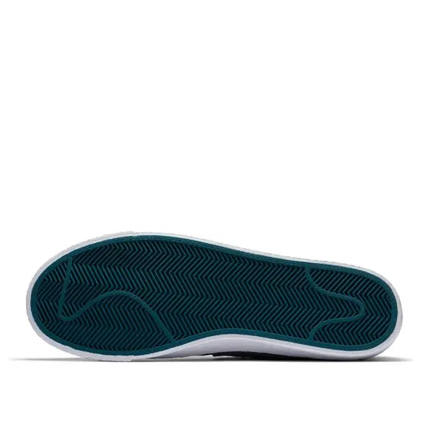 Nike Zoom Blazer Low Canvas Decon Sb Sneakers