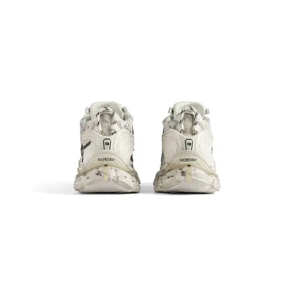 Balenciaga Runner Graffiti Sneakers - White/black
