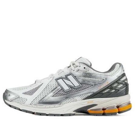 NEW BALANCE 1906r Sneakers - Silver/orange