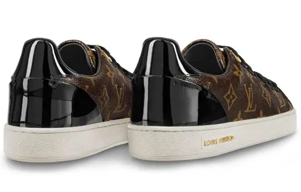 LOUIS VUITTON Frontrow Monogram Sneakers - Default Colorway