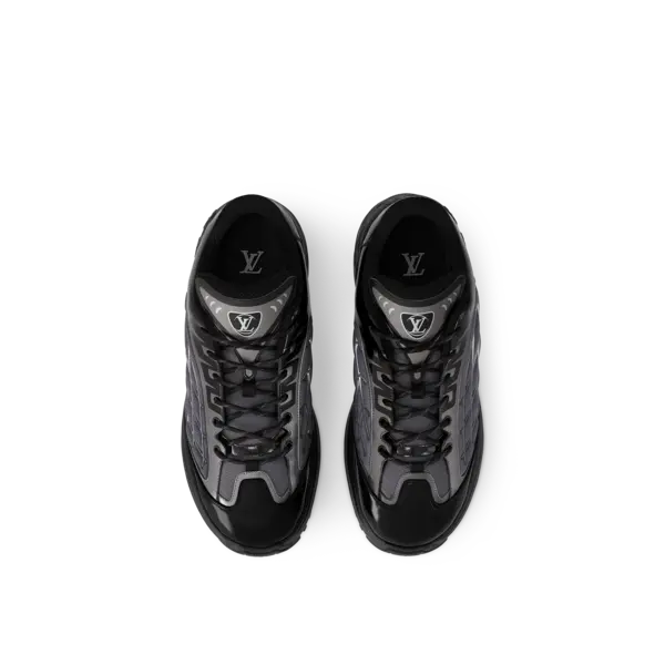 LOUIS VUITTON Discovery Lace Up Sneakers - Black/grey