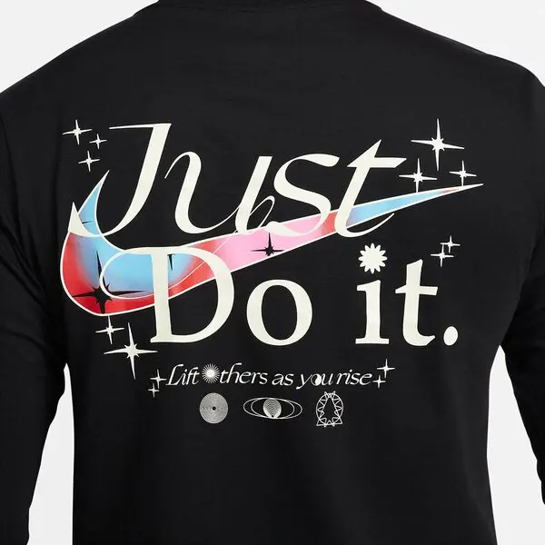 Nike Long Sleeve T-shirt
