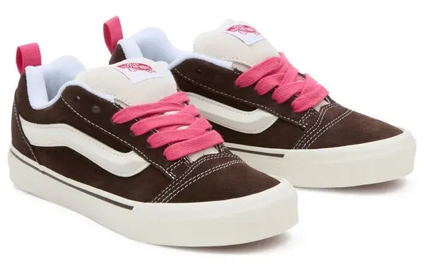 VANS Knu Skool Low Top Sneakers - Tan/red