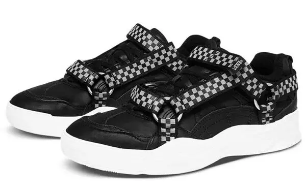 VANS Varix Wc Straps Sneakers - Black