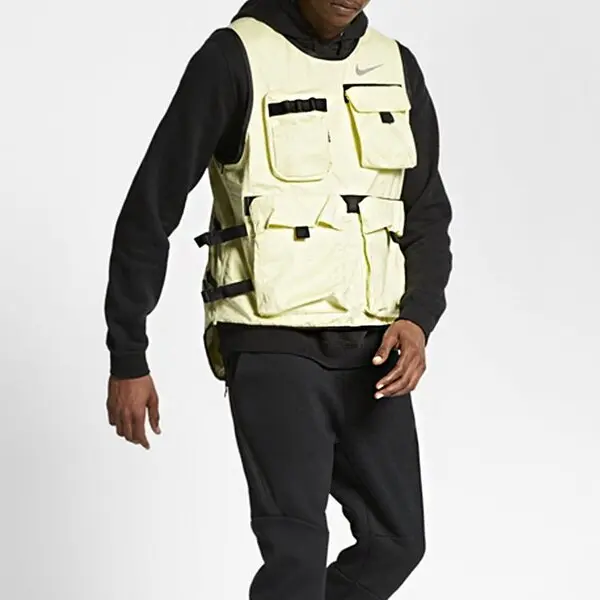 Nike Run Ready Vest With Multiple Pockets