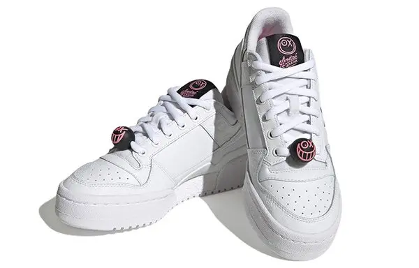 Adidas Originals X André Saraiva Forum Low Top Sneakers