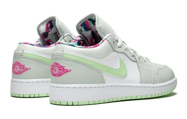 JORDAN 1 Low Sneakers - Grey