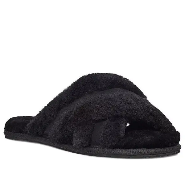 UGG Scuffita Slip-on Slipper - Black