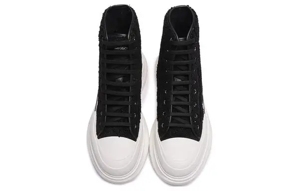 Alexander McQueen Tread Slick High Top Lace Up Boots - Black/beige