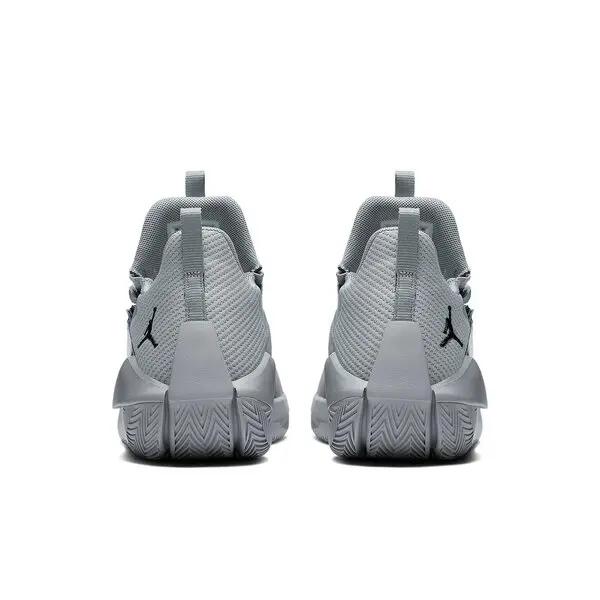 JORDAN Jumpman Hustle Sneakers - Gray