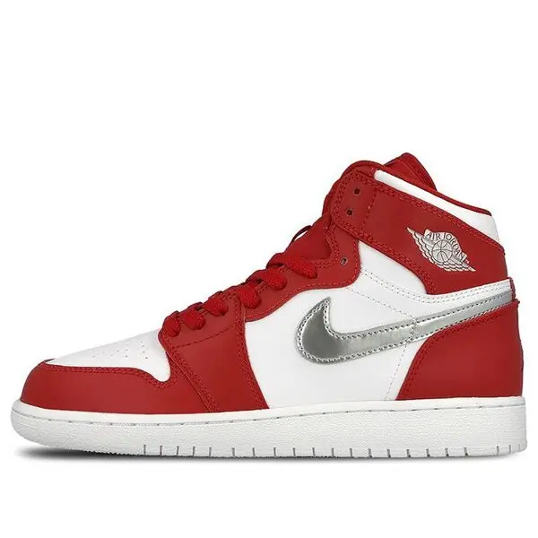 JORDAN 1 Retro High Sneakers