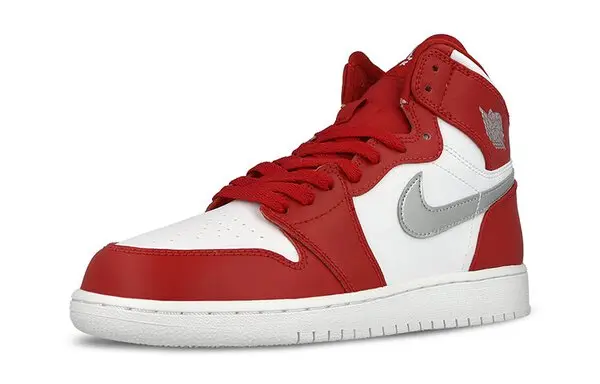 JORDAN 1 Retro High Sneakers