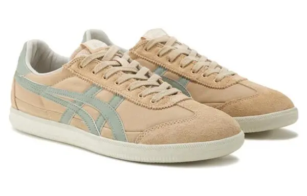 Onitsuka Tiger Tokuten Low Top Sneakers - Khaki/white