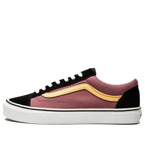 VANS Skate Shoes - Black/red
