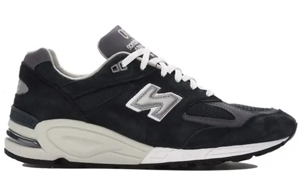 NEW BALANCE 990v2 Made In Usa Sneakers - Dark Blue