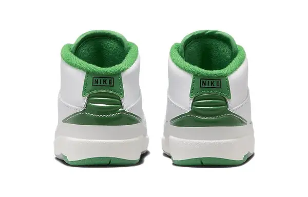 JORDAN 2 Retro "lucky Green