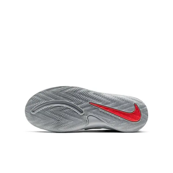 Nike Team Hustle Sneakers