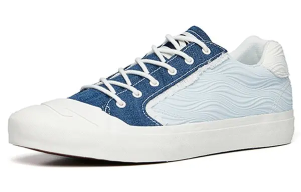 ANTA Life Series Canvas Low Top Sneakers