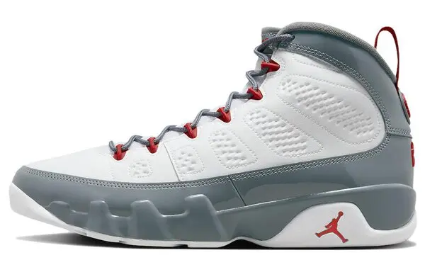 JORDAN Retro "fire Red" Sneakers