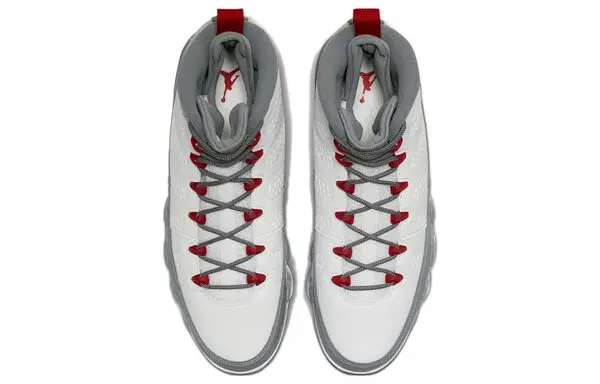 JORDAN Retro "fire Red" Sneakers