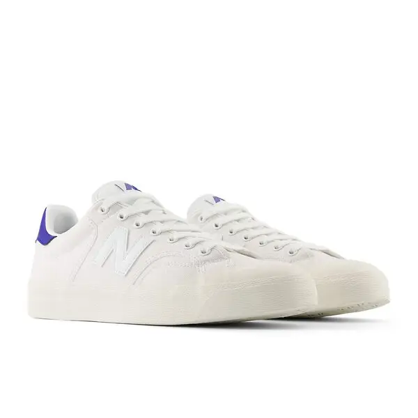NEW BALANCE 100 Sneakers - White/purple