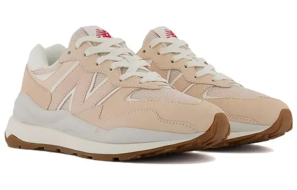 NEW BALANCE 57/40 Low Top Sneakers - Pink