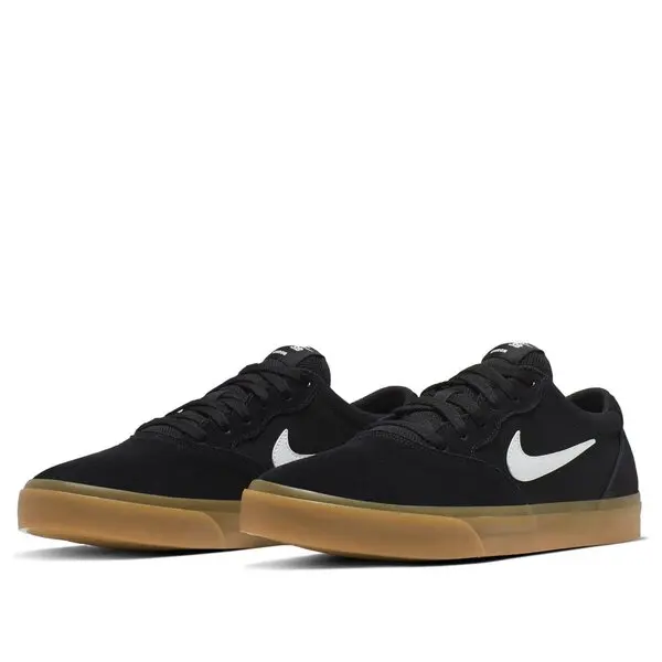 Nike Chron Slr Sb Gum Low Top Sneakers - Black