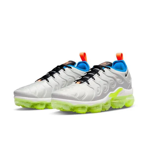 Nike Vapormax Plus Low Top Sneakers - Gray/white/green