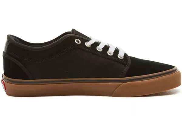 VANS Chukka Low Sneakers - Black