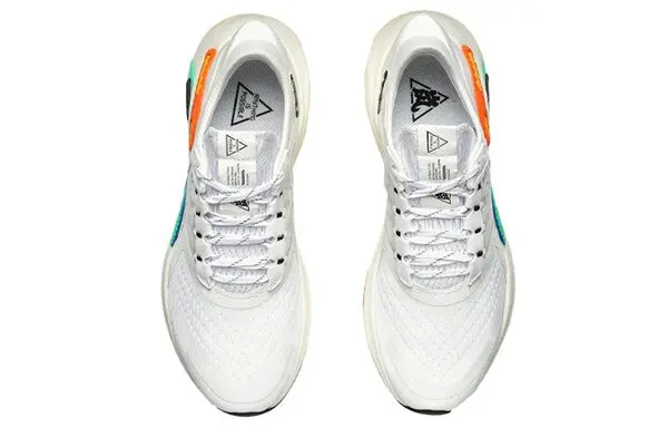 LI-NING Lam Plus Athletic Sneakers