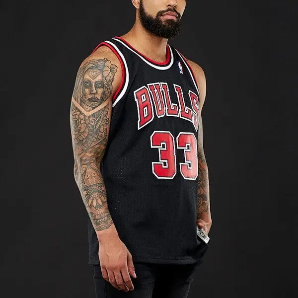 Mitchell & Ness Scottie Pippen Chicago Bulls 1997-98 Retro Jersey - Multi-color