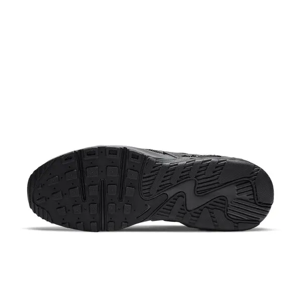 Nike Max Excee Leather Sneakers