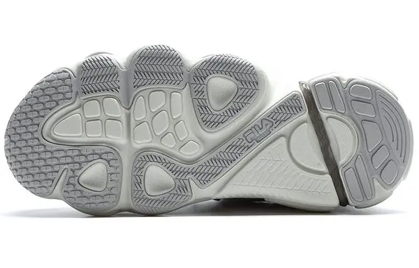 FILA Court Deluxe Low Top Sneakers