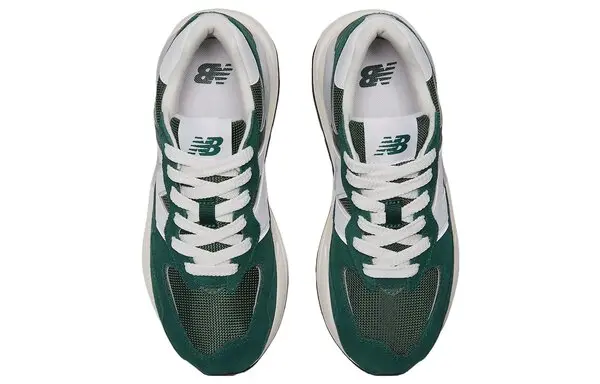 NEW BALANCE 57/40 Sneakers - Green