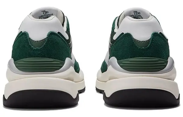 NEW BALANCE 57/40 Sneakers - Green