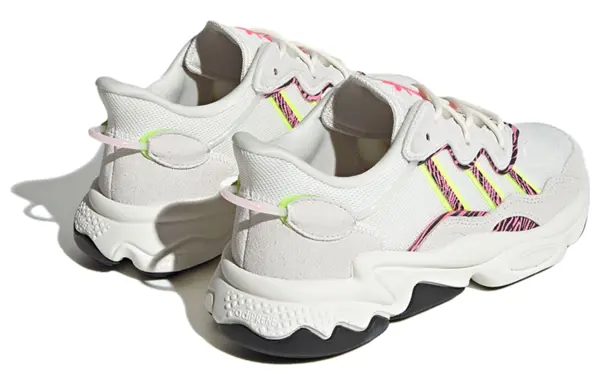 Adidas Originals Ozweego Sneakers - White/yellow
