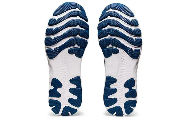 Asics Gel-nimbus 24 Athletic Sneakers - Blue
