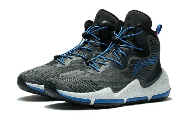 LI-NING Strike Mid High Top Sneakers