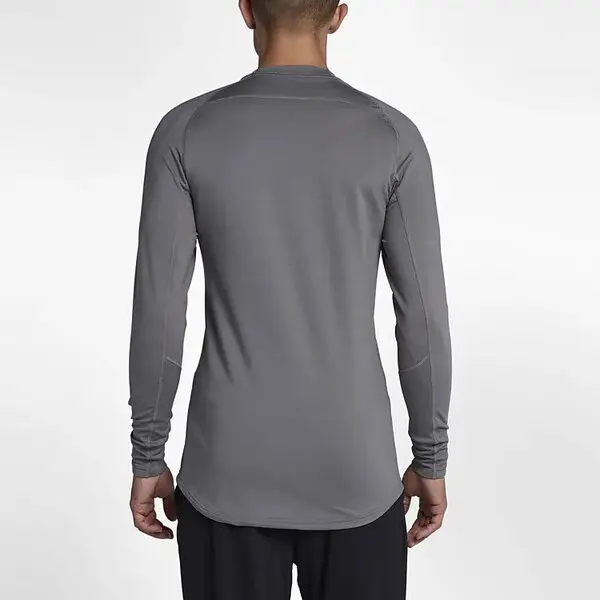 Nike Therma Sports Long Sleeve Shirt