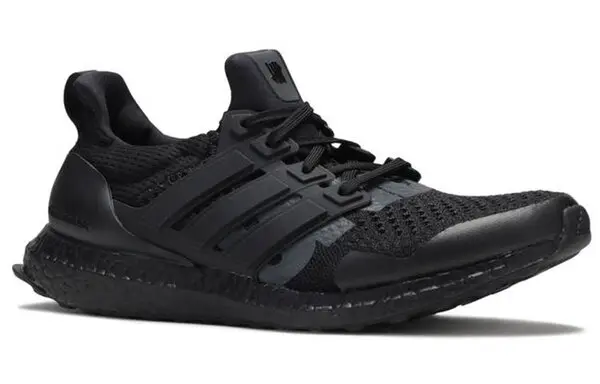 Adidas X Undefeated Ultraboost 1.0 'triple Sneakers - Black