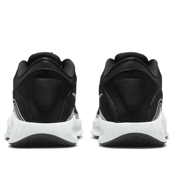 Nike Zoom Gt Hustle Academy Ep Sneakers - Black/white