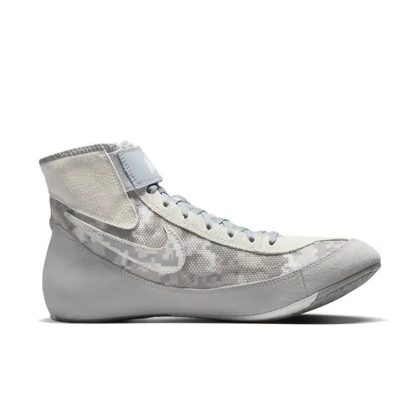 Nike Speedsweep Athletic Shoes - Platinum/grey