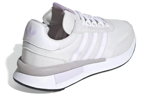 Adidas Retroset Sneakers