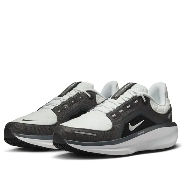 Nike Zoom Winflo Gore-tex Sneakers