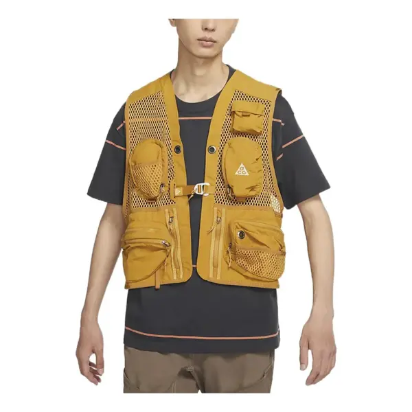 Nike Buttles Vest - Yellow