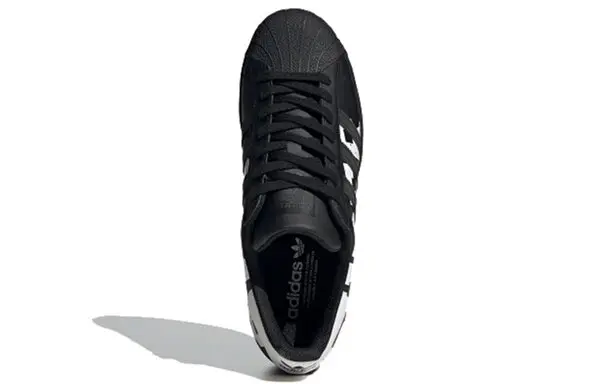 Adidas Superstar Sneakers